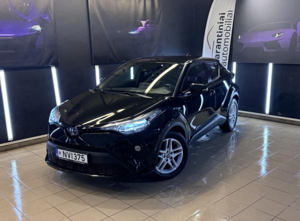 Toyota C-HR 2023 in Vilnius, with an engine capacity of 1.80 L and mileage of 105 thousand km for 21450 €, photo 1 on AUTOMOTO.COM.LV