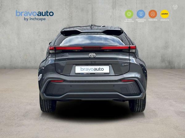 Toyota C-HR 2024 in Kaunas, with an engine capacity of 1.80 L and mileage of 38 thousand km for 29771 €, photo 4 on AUTOMOTO.COM.LV