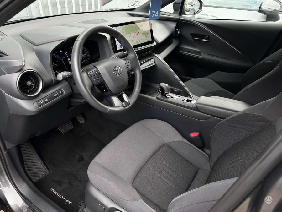 Toyota C-HR 2024 Kauņa, ar dzinēja tilpumu 1.80 L un nobraukumu 38 tūkst. km par 29771 €, foto 10 vietnē AUTOMOTO.COM.LV