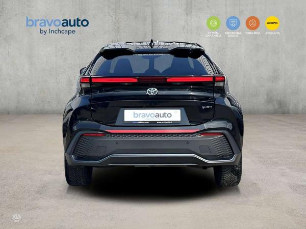 Toyota C-HR 2024 in Kaunas, with an engine capacity of 1.80 L and mileage of 50 thousand km for 29771 €, photo 5 on AUTOMOTO.COM.LV