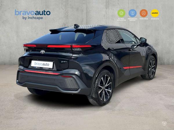 Toyota C-HR 2024 in Kaunas, with an engine capacity of 1.80 L and mileage of 50 thousand km for 29771 €, photo 6 on AUTOMOTO.COM.LV