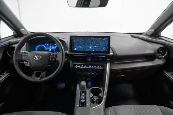 Toyota C-HR 2024 in Vilnius, with an engine capacity of 1.80 L and mileage of 27 thousand km for 30900 €, photo 9 on AUTOMOTO.COM.LV