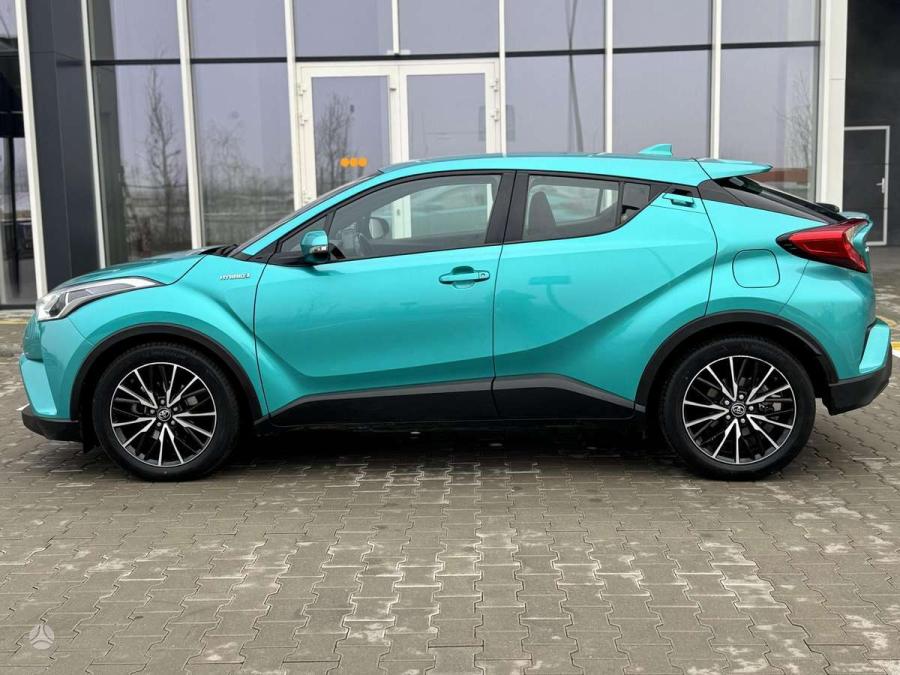 Zaļš Toyota C-HR 2018 Viļņa, ar dzinēja tilpumu 1.80 L un nobraukumu 170 tūkst. km par 16350 €, foto 8 vietnē AUTOMOTO.COM.LV