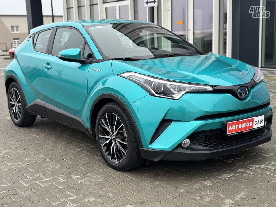 Зеленый Тойота C-HR 2018 в Вильнюс, объемом двигателя 1.80 л и пробегом 170 тыс. км за 14950 €, фото 1 на AUTOMOTO.COM.LV