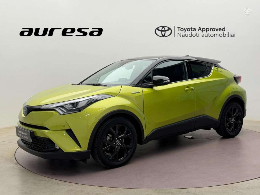 Зеленый Тойота C-HR 2019 в Паневежис, объемом двигателя 1.80 л и пробегом 108 тыс. км за 20990 €, фото 1 на AUTOMOTO.COM.LV