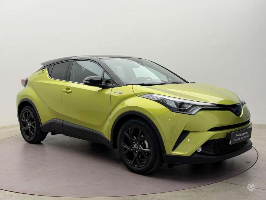 Зеленый Тойота C-HR 2019 в Паневежис, объемом двигателя 1.80 л и пробегом 108 тыс. км за 20990 €, фото 4 на AUTOMOTO.COM.LV