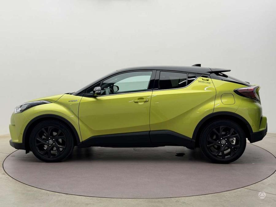 Зеленый Тойота C-HR 2019 в Паневежис, объемом двигателя 1.80 л и пробегом 108 тыс. км за 20990 €, фото 6 на AUTOMOTO.COM.LV