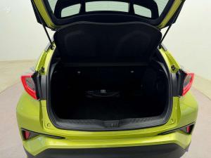 Зеленый Тойота C-HR 2019 в Паневежис, объемом двигателя 1.80 л и пробегом 108 тыс. км за 20990 €, фото 14 на AUTOMOTO.COM.LV