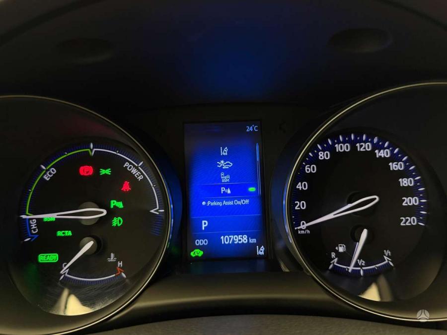 Зеленый Тойота C-HR 2019 в Паневежис, объемом двигателя 1.80 л и пробегом 108 тыс. км за 20990 €, фото 26 на AUTOMOTO.COM.LV