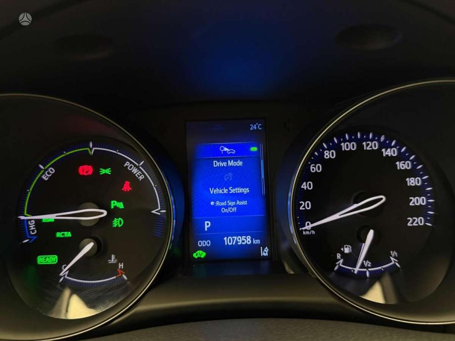 Зеленый Тойота C-HR 2019 в Паневежис, объемом двигателя 1.80 л и пробегом 108 тыс. км за 20990 €, фото 27 на AUTOMOTO.COM.LV