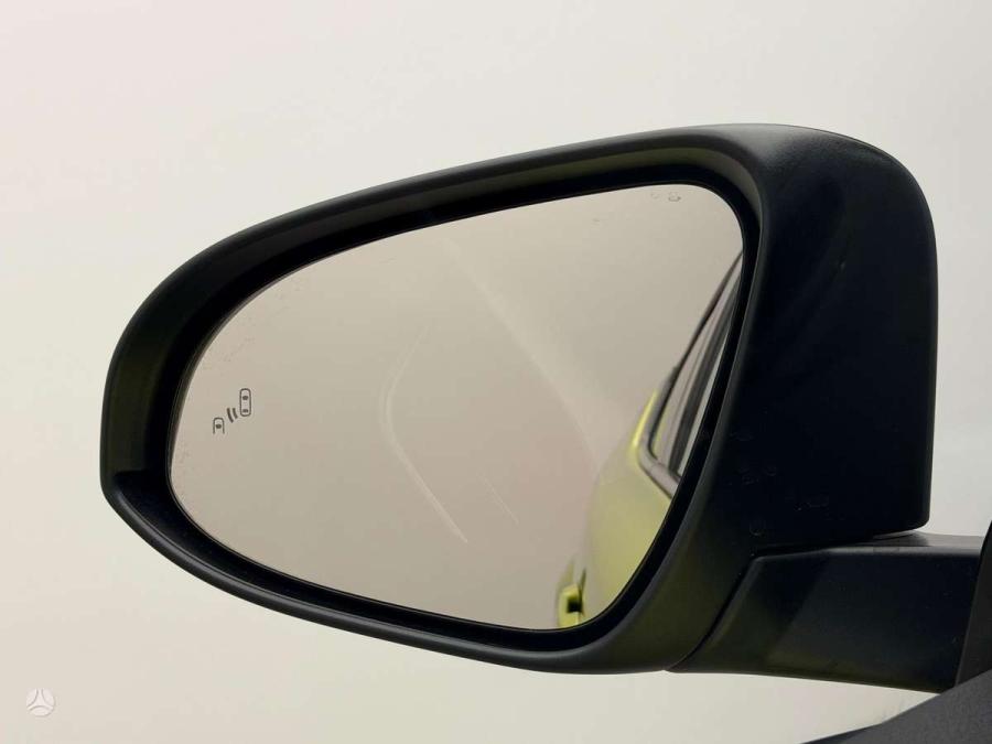 Зеленый Тойота C-HR 2019 в Паневежис, объемом двигателя 1.80 л и пробегом 108 тыс. км за 20990 €, фото 33 на AUTOMOTO.COM.LV