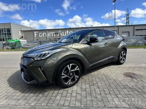 Зеленый Тойота C-HR 2022 в Рига, объемом двигателя 1.80 л и пробегом 47 тыс. км за 22000 €, фото 1 на AUTOMOTO.COM.LV
