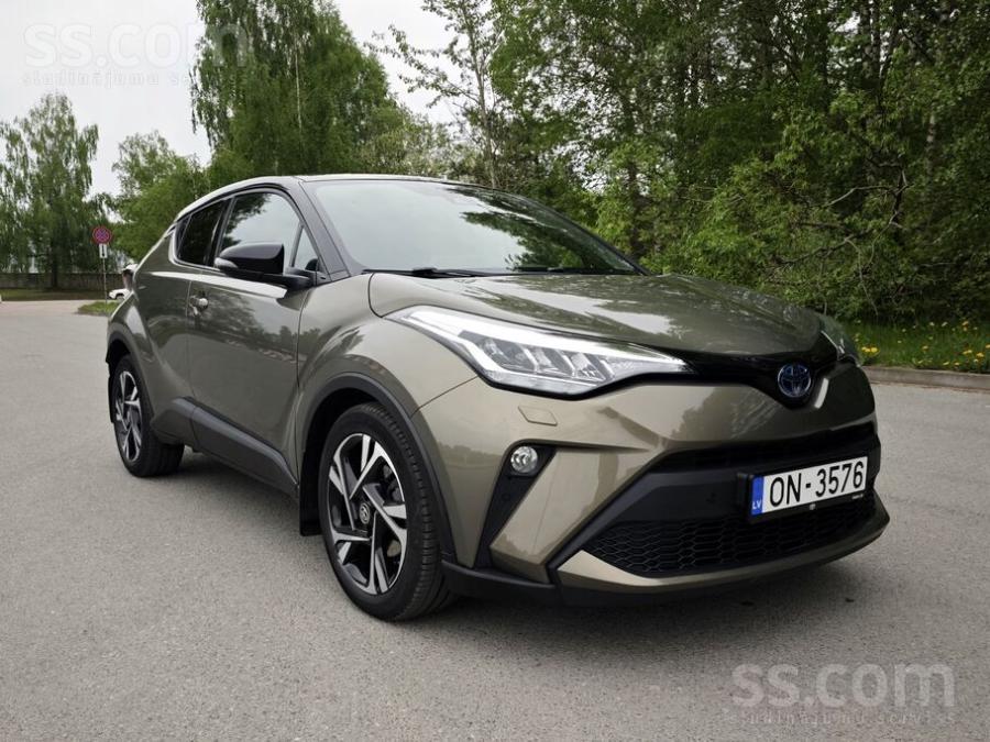 Зеленый Тойота C-HR 2022 в Рига, объемом двигателя 1.80 л и пробегом 44 тыс. км за 21900 €, фото 8 на AUTOMOTO.COM.LV