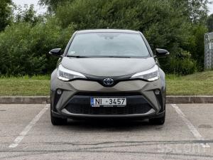 Zaļš Toyota C-HR 2022 Rīga, ar dzinēja tilpumu 1.80 L un nobraukumu 68 tūkst. km par 20000 €, foto 1 vietnē AUTOMOTO.COM.LV