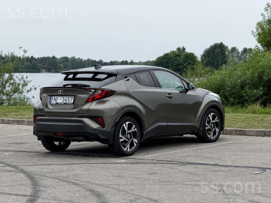 Zaļš Toyota C-HR 2022 Rīga, ar dzinēja tilpumu 1.80 L un nobraukumu 68 tūkst. km par 20000 €, foto 7 vietnē AUTOMOTO.COM.LV