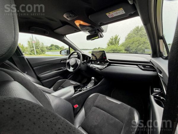 Zaļš Toyota C-HR 2022 Rīga, ar dzinēja tilpumu 1.80 L un nobraukumu 68 tūkst. km par 20000 €, foto 8 vietnē AUTOMOTO.COM.LV