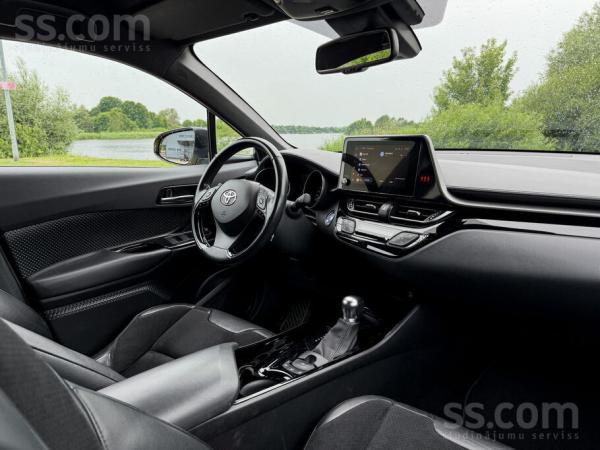 Zaļš Toyota C-HR 2022 Rīga, ar dzinēja tilpumu 1.80 L un nobraukumu 68 tūkst. km par 20000 €, foto 9 vietnē AUTOMOTO.COM.LV