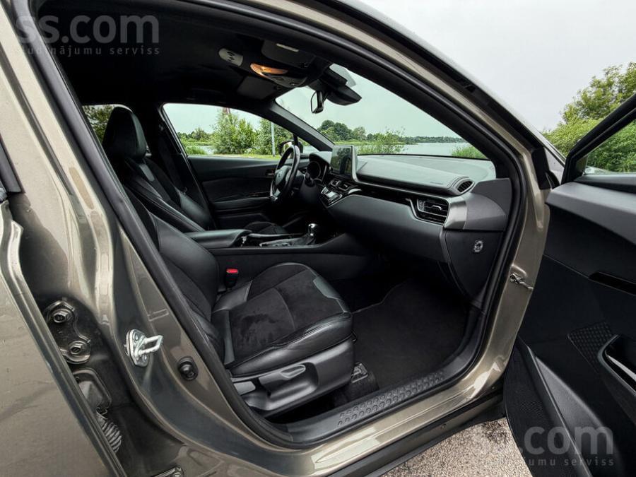 Zaļš Toyota C-HR 2022 Rīga, ar dzinēja tilpumu 1.80 L un nobraukumu 68 tūkst. km par 20000 €, foto 14 vietnē AUTOMOTO.COM.LV