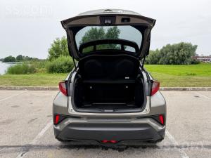Zaļš Toyota C-HR 2022 Rīga, ar dzinēja tilpumu 1.80 L un nobraukumu 68 tūkst. km par 20000 €, foto 15 vietnē AUTOMOTO.COM.LV