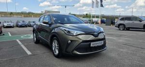 Green Toyota C-HR 2022 in Vilnius, with an engine capacity of 1.80 L and mileage of 90 thousand km for 21850 €, photo 4 on AUTOMOTO.COM.LV