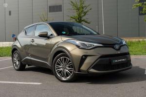Зеленый Тойота C-HR 2022 в Вильнюс, объемом двигателя 1.80 л и пробегом 55 тыс. км за 23950 €, фото  на AUTOMOTO.COM.LV