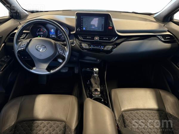 Зеленый Тойота C-HR 2022 в Екабпилс, объемом двигателя 2.00 л и пробегом 102 тыс. км за 25800 €, фото 7 на AUTOMOTO.COM.LV