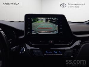 Green Toyota C-HR 2022 in Riga, with an engine capacity of 1.80 L and mileage of 73 thousand km for 19500 €, photo 18 on AUTOMOTO.COM.LV