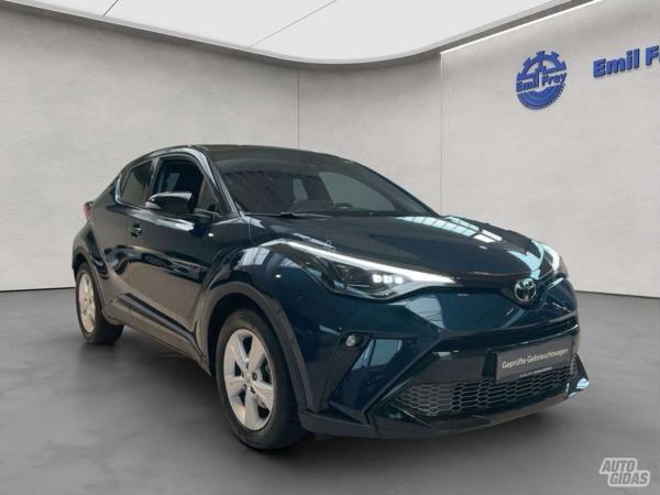 Green Toyota C-HR 2023 in Kaunas, with an engine capacity of 2.00 L and mileage of 37 thousand km for 30589 €, photo 8 on AUTOMOTO.COM.LV