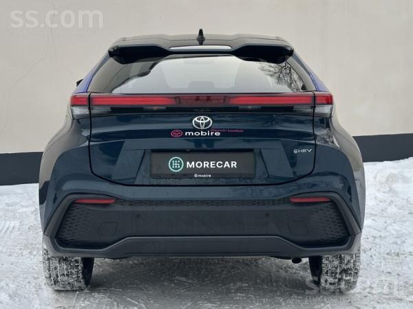 Zaļš Toyota C-HR 2025 Rīga, ar dzinēja tilpumu 1.80 L un nobraukumu 5 tūkst. km par 31550 €, foto 5 vietnē AUTOMOTO.COM.LV