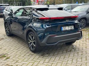 Zaļš Toyota C-HR 2025 Rīga, ar dzinēja tilpumu 1.80 L un nobraukumu 34 tūkst. km par 26850 €, foto 4 vietnē AUTOMOTO.COM.LV