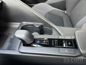 Zaļš Toyota C-HR 2025 Rīga, ar dzinēja tilpumu 1.80 L un nobraukumu 34 tūkst. km par 26850 €, foto 14 vietnē AUTOMOTO.COM.LV