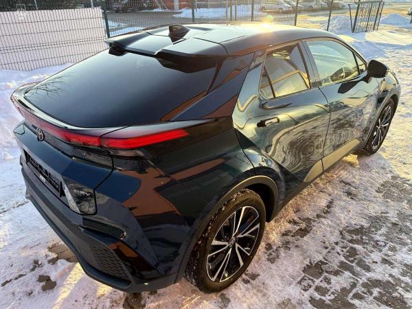 Zaļš Toyota C-HR 2024 Panevēža, ar dzinēja tilpumu 1.80 L un nobraukumu 66 tūkst. km par 29900 €, foto 11 vietnē AUTOMOTO.COM.LV