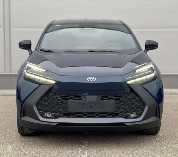 Zaļš Toyota C-HR 2024 Panevēža, ar dzinēja tilpumu 0.00 L un nobraukumu 17 tūkst. km par 28450 €, foto 8 vietnē AUTOMOTO.COM.LV