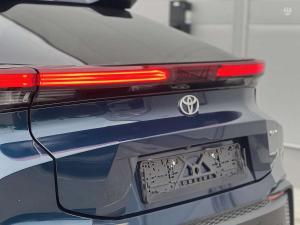 Zaļš Toyota C-HR 2024 Panevēža, ar dzinēja tilpumu 0.00 L un nobraukumu 17 tūkst. km par 28450 €, foto 21 vietnē AUTOMOTO.COM.LV