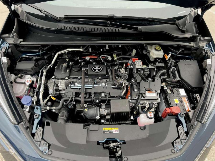 Zaļš Toyota C-HR 2024 Panevēža, ar dzinēja tilpumu 0.00 L un nobraukumu 17 tūkst. km par 28450 €, foto 23 vietnē AUTOMOTO.COM.LV