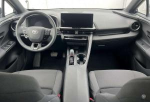 Zaļš Toyota C-HR 2024 Panevēža, ar dzinēja tilpumu 0.00 L un nobraukumu 17 tūkst. km par 28450 €, foto 27 vietnē AUTOMOTO.COM.LV