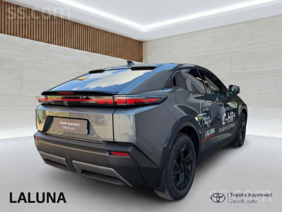 Зеленый Тойота C-HR 2026 в Екабпилс, объемом двигателя 1.80 л и пробегом 4 тыс. км за 42900 €, фото 4 на AUTOMOTO.COM.LV