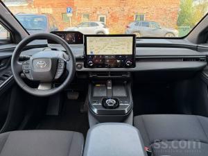 Зеленый Тойота C-HR 2026 в Екабпилс, объемом двигателя 1.80 л и пробегом 4 тыс. км за 42900 €, фото 25 на AUTOMOTO.COM.LV