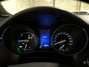 Grey Toyota C-HR 2016 in Klaipeda, with an engine capacity of 1.80 L and mileage of 148 thousand km for 16500 €, photo 5 on AUTOMOTO.COM.LV