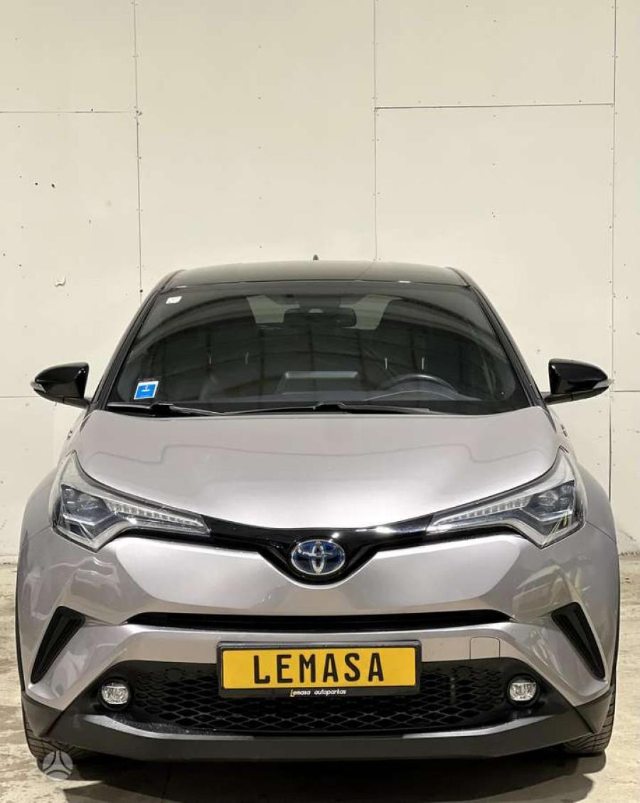 Grey Toyota C-HR 2016 in Klaipeda, with an engine capacity of 1.80 L and mileage of 148 thousand km for 16500 €, photo 10 on AUTOMOTO.COM.LV