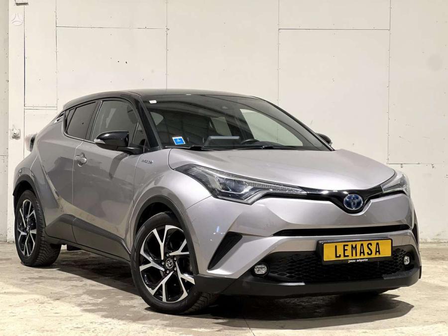 Grey Toyota C-HR 2016 in Klaipeda, with an engine capacity of 1.80 L and mileage of 148 thousand km for 16500 €, photo 14 on AUTOMOTO.COM.LV