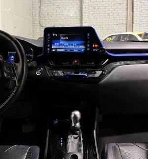Grey Toyota C-HR 2016 in Klaipeda, with an engine capacity of 1.80 L and mileage of 148 thousand km for 16500 €, photo 20 on AUTOMOTO.COM.LV