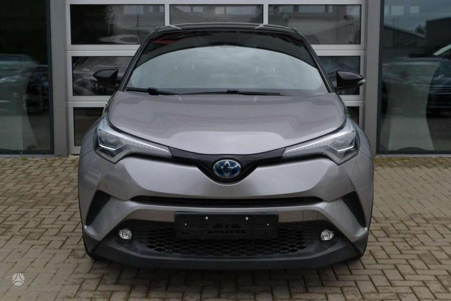 Pelēks Toyota C-HR 2016 Viļņa, ar dzinēja tilpumu 1.80 L un nobraukumu 171 tūkst. km par 16500 €, foto 4 vietnē AUTOMOTO.COM.LV