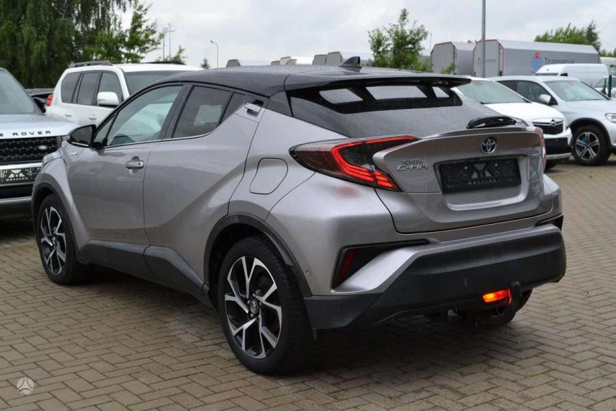 Pelēks Toyota C-HR 2016 Viļņa, ar dzinēja tilpumu 1.80 L un nobraukumu 171 tūkst. km par 16500 €, foto 9 vietnē AUTOMOTO.COM.LV