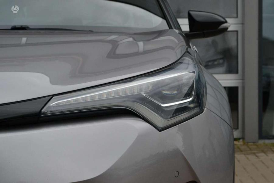 Pelēks Toyota C-HR 2016 Viļņa, ar dzinēja tilpumu 1.80 L un nobraukumu 171 tūkst. km par 16500 €, foto 11 vietnē AUTOMOTO.COM.LV