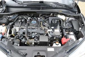 Pelēks Toyota C-HR 2016 Viļņa, ar dzinēja tilpumu 1.80 L un nobraukumu 171 tūkst. km par 16500 €, foto 18 vietnē AUTOMOTO.COM.LV