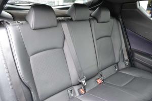Pelēks Toyota C-HR 2016 Viļņa, ar dzinēja tilpumu 1.80 L un nobraukumu 171 tūkst. km par 16500 €, foto 35 vietnē AUTOMOTO.COM.LV