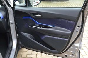 Pelēks Toyota C-HR 2016 Viļņa, ar dzinēja tilpumu 1.80 L un nobraukumu 171 tūkst. km par 16500 €, foto 36 vietnē AUTOMOTO.COM.LV