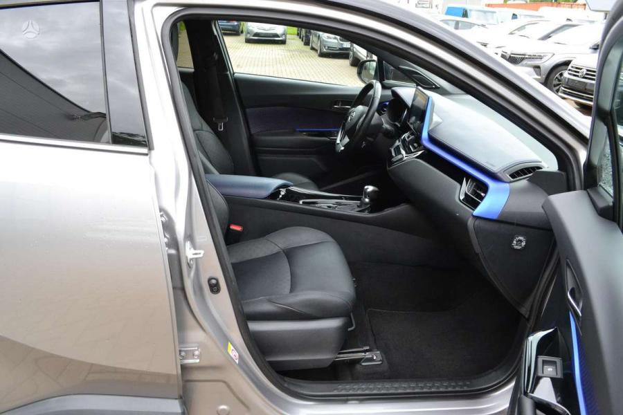 Pelēks Toyota C-HR 2016 Viļņa, ar dzinēja tilpumu 1.80 L un nobraukumu 171 tūkst. km par 16500 €, foto 37 vietnē AUTOMOTO.COM.LV