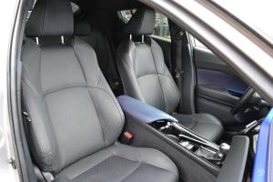 Pelēks Toyota C-HR 2016 Viļņa, ar dzinēja tilpumu 1.80 L un nobraukumu 171 tūkst. km par 16500 €, foto 38 vietnē AUTOMOTO.COM.LV